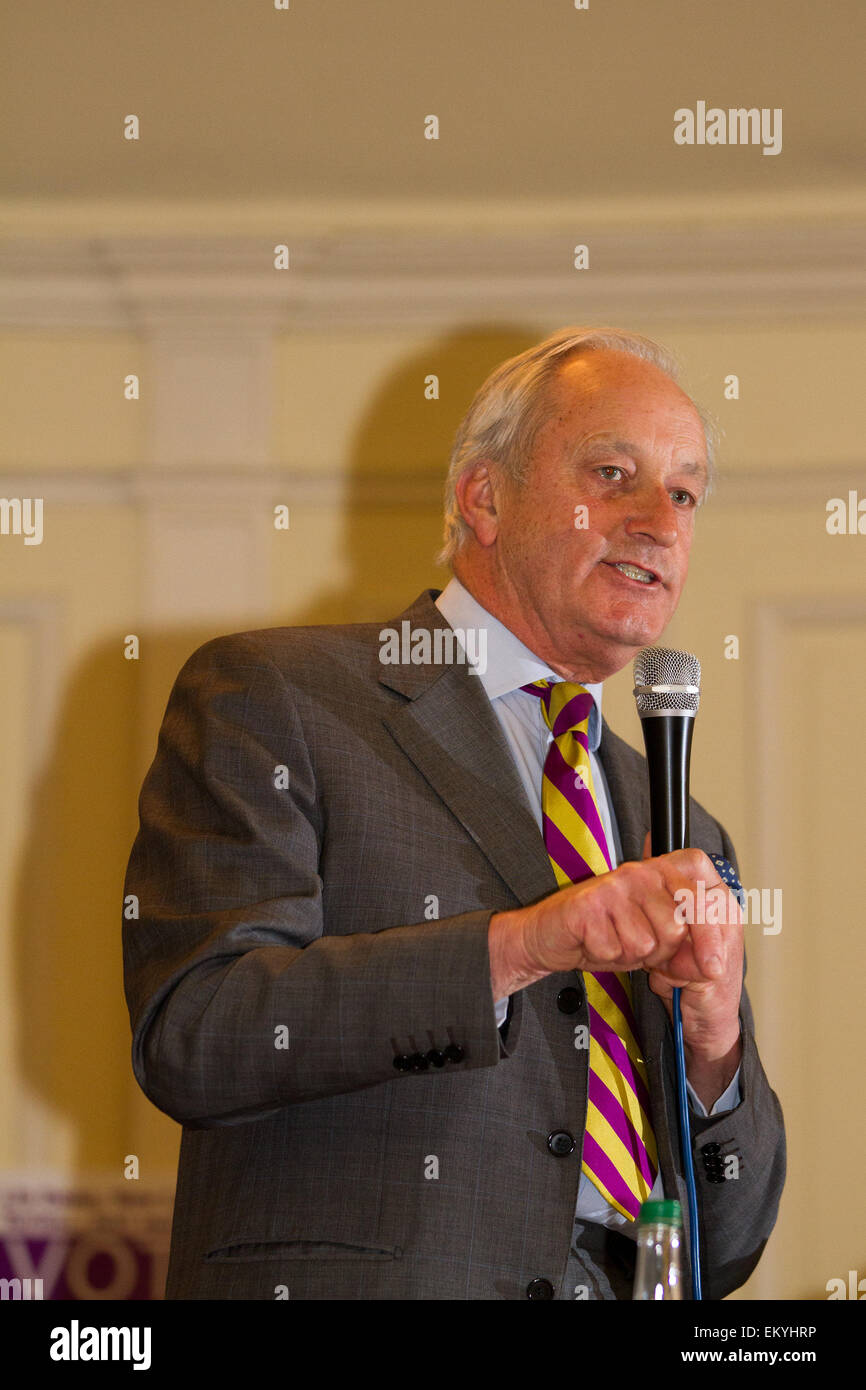 Mp for southport hi-res stock photography and images - Alamy