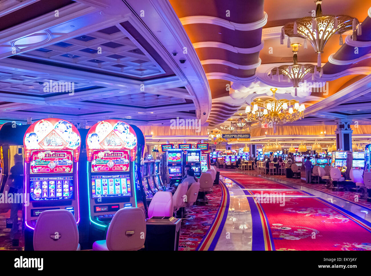 The interior of Wynn Hotel and casino in Las Vegas Stock Photo - Alamy