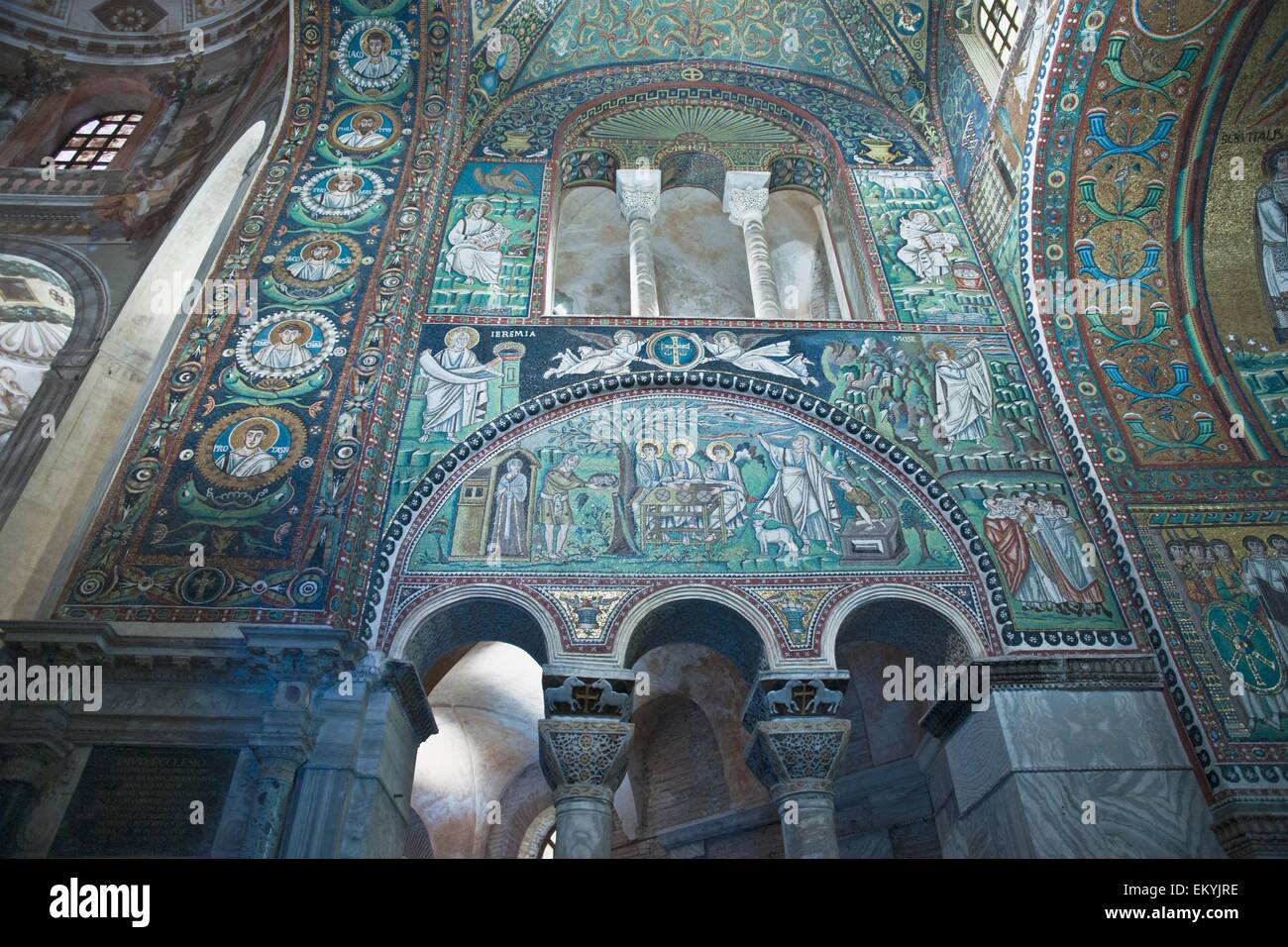 Byzantine columns and mosaics High Resolution Stock Photography and ...