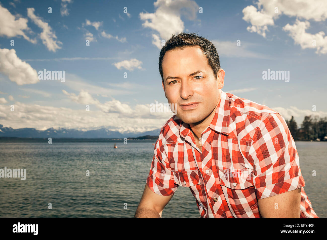Handsome lake hi-res stock photography and images - Alamy