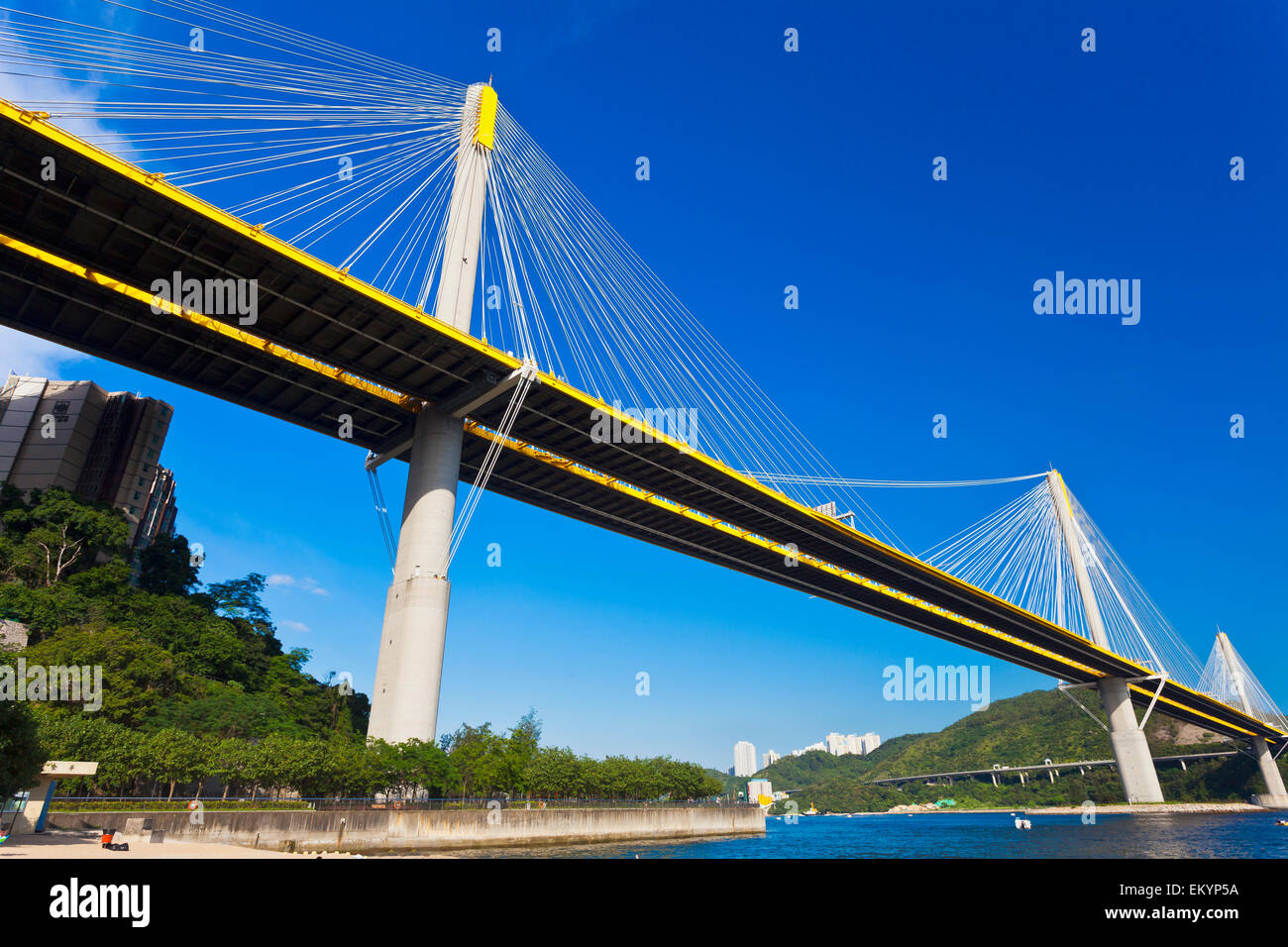 High coast bridge cable hi-res stock photography and images - Alamy