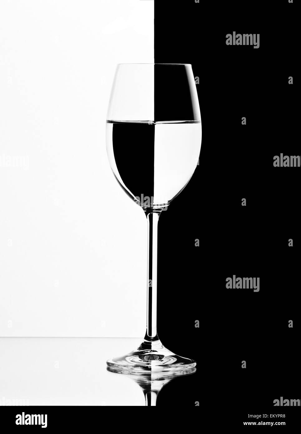 Black background image of glass Black and White Stock Photos & Images ...