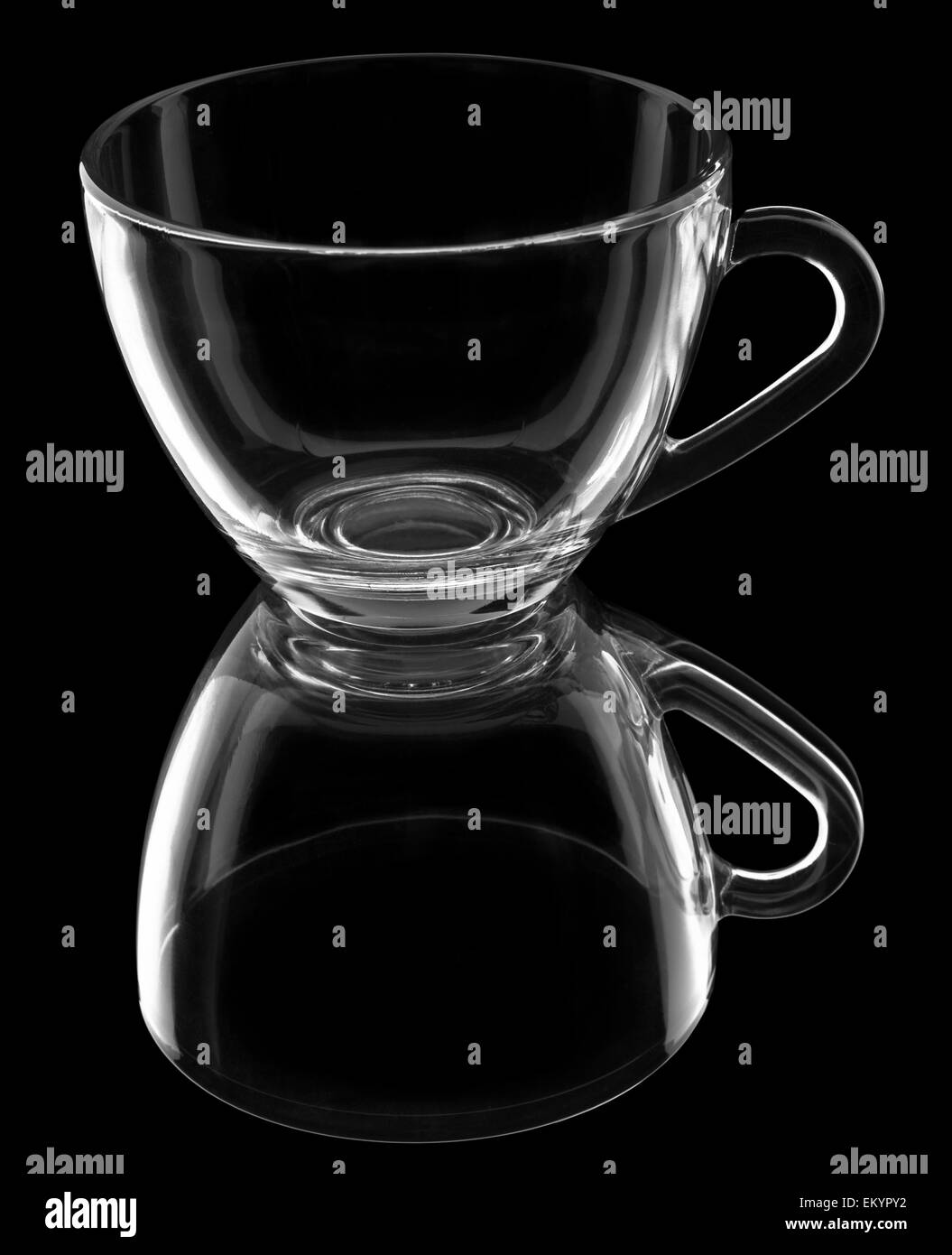 transparent cup with reflection isolated on black Stock Photo - Alamy