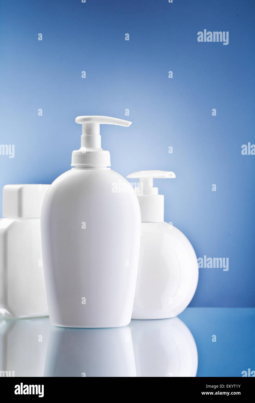 Plastic bottles body care hi-res stock photography and images - Alamy