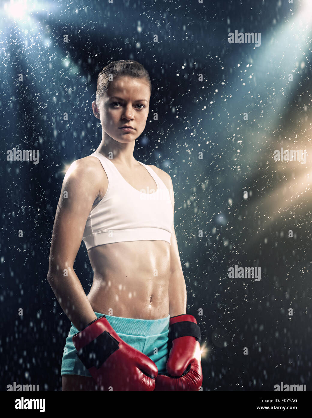 Young boxer woman Stock Photo - Alamy