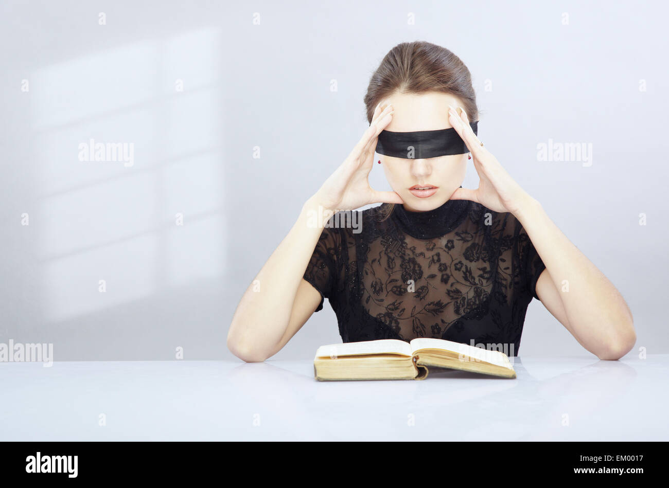 Misunderstanding language hi-res stock photography and images - Alamy