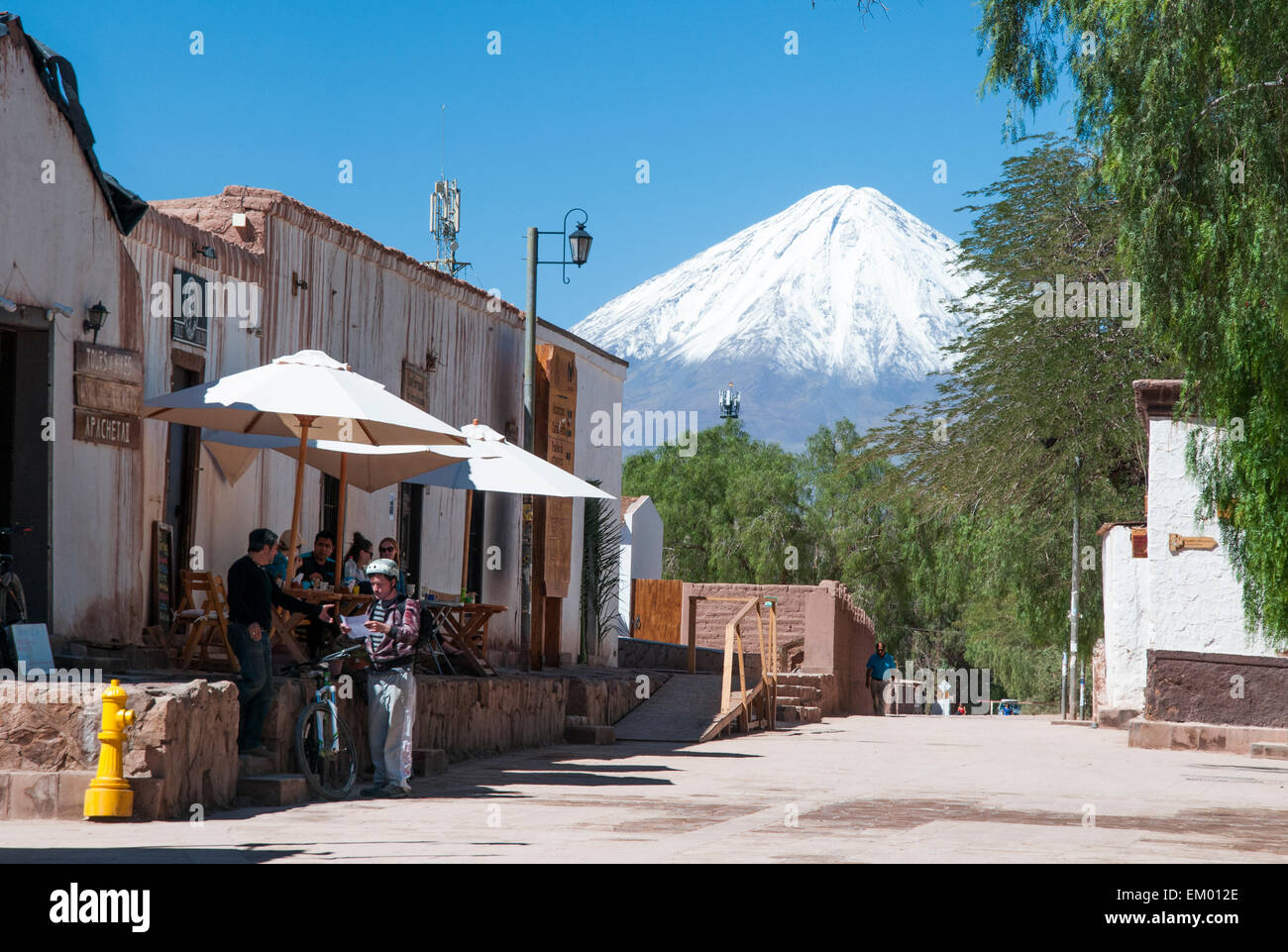Volcan Licancabur seen from S. Pedro de Atacama. The peak lies on the ...