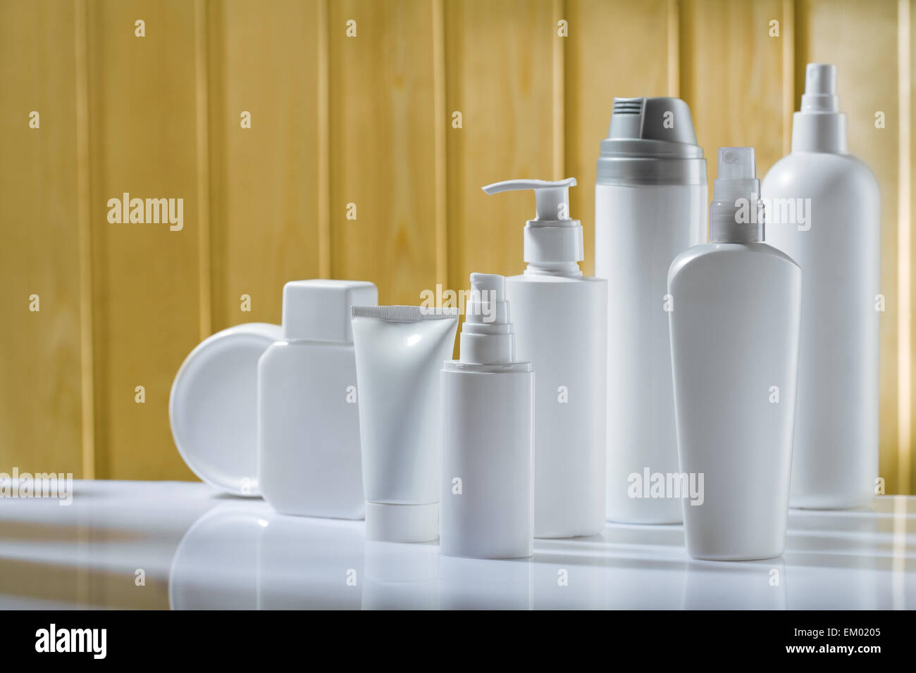 White items hi-res stock photography and images - Alamy