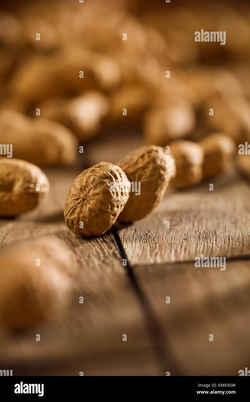 Peanuts pile peanuts stack peanuts hi-res stock photography and images ...