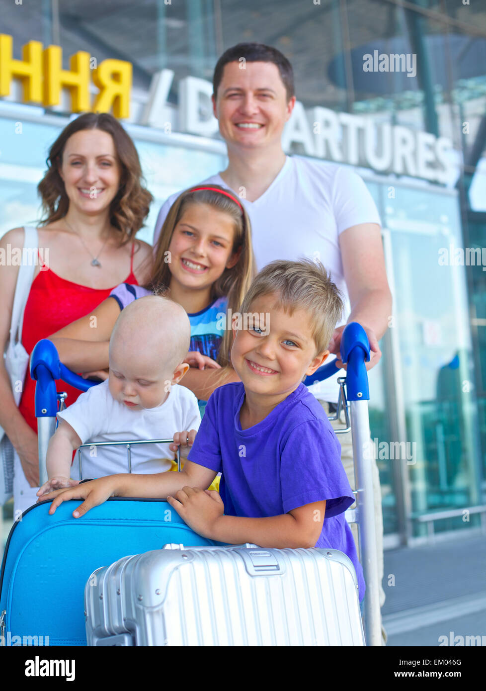 Family going on a trip Stock Photo - Alamy