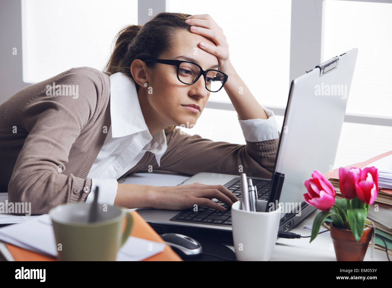 Secretary typing paperwork High Resolution Stock Photography and Images ...