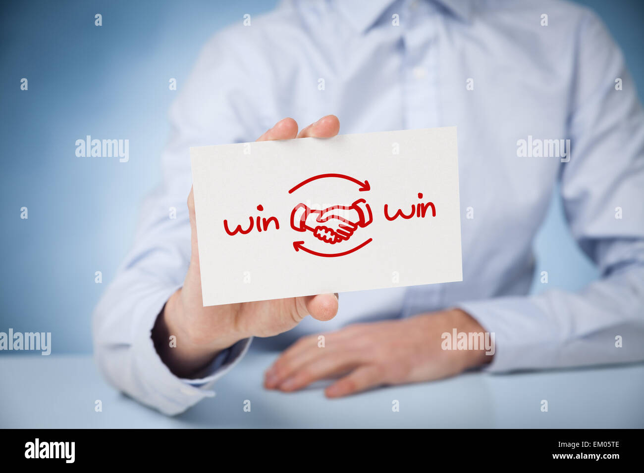 Win-win partnership strategy concept. Businessman with drawn win-win ...