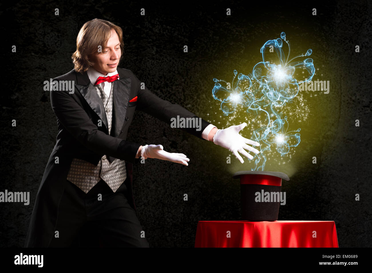 Guy magician hi-res stock photography and images - Alamy