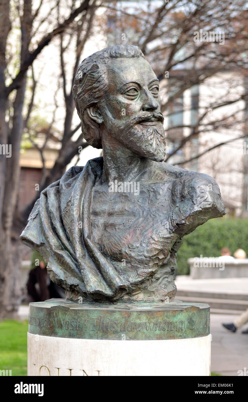 John donne bust hi-res stock photography and images - Alamy