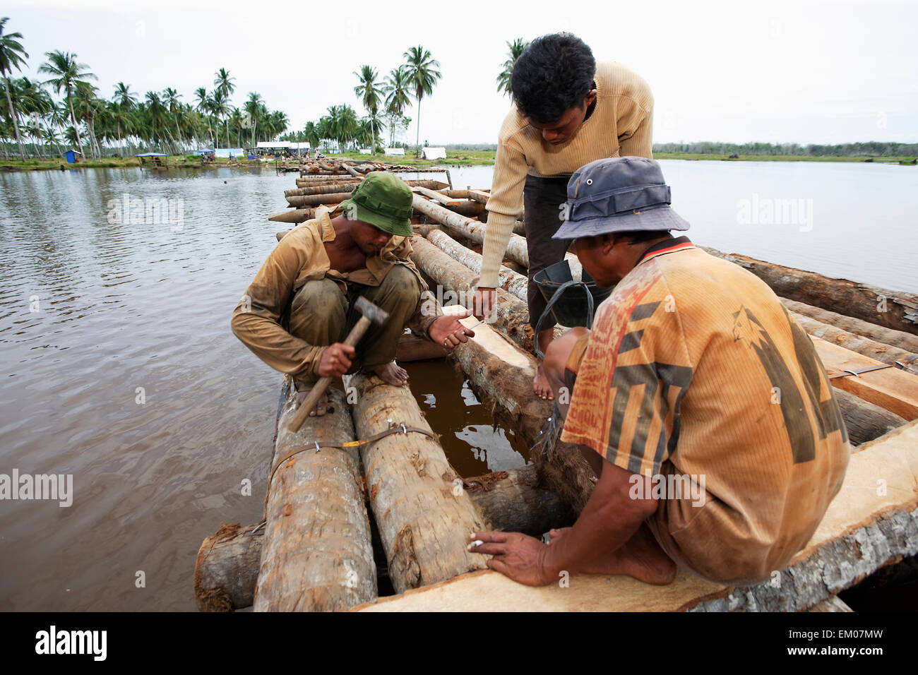 Earthquake damage bridge hi-res stock photography and images - Alamy