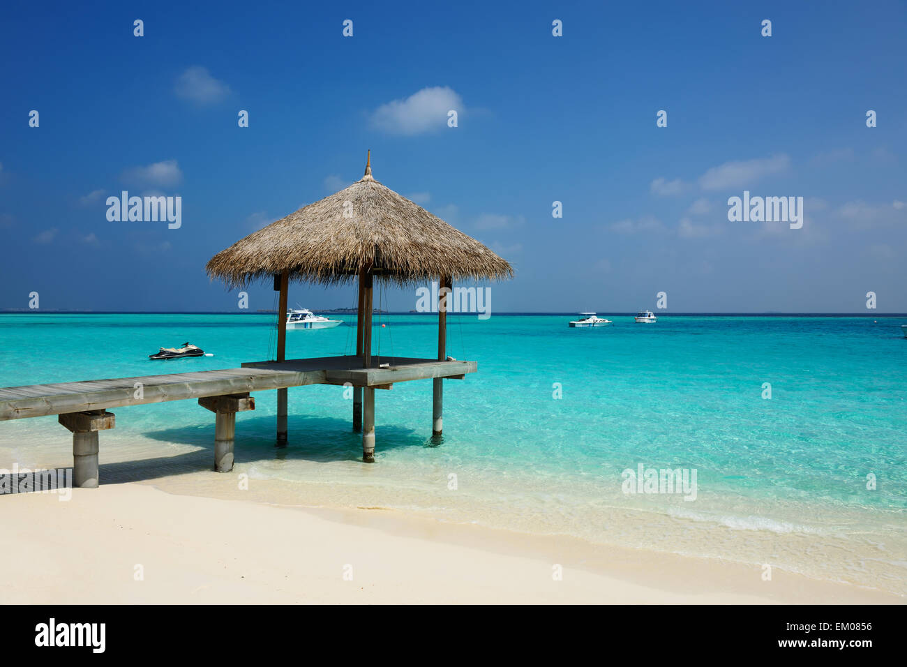 Beautiful beach with jetty Stock Photo - Alamy