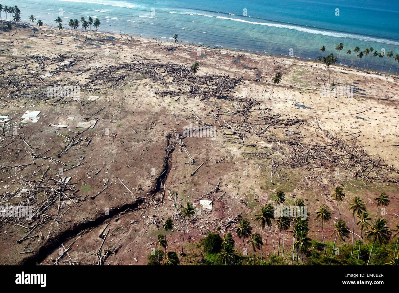 Emergencies and disasters damaged destruction sea hi-res stock ...