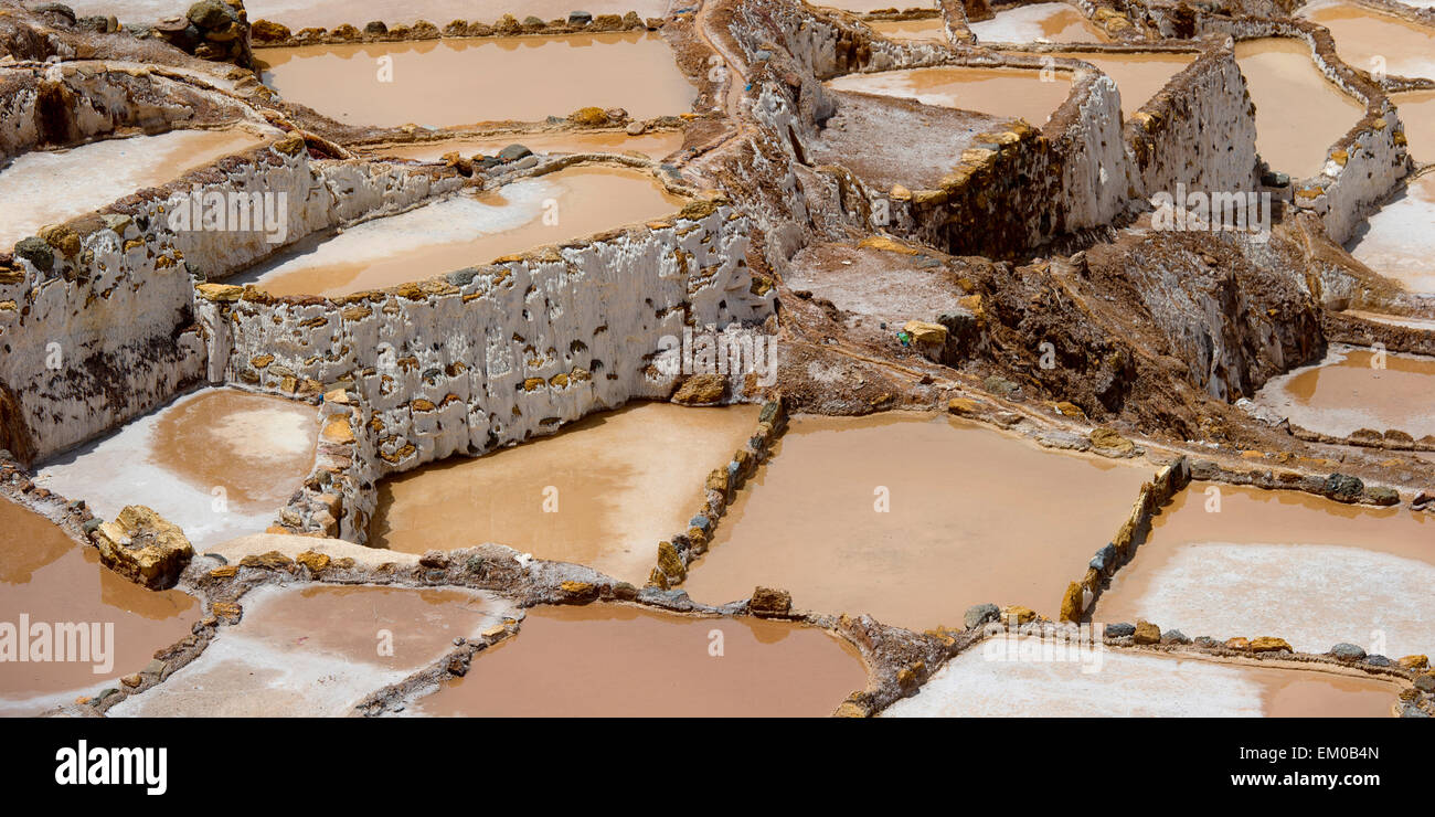 Salt Pans In Sacred Valley; Maras Peru Stock Photo - Alamy