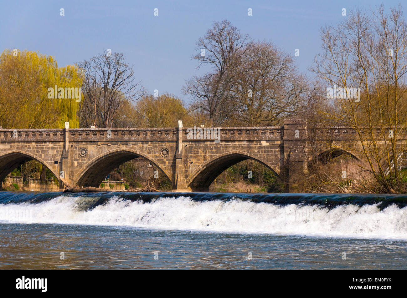 Toll bridge and weir on River Avon at Bathampton Stock Photo - Alamy