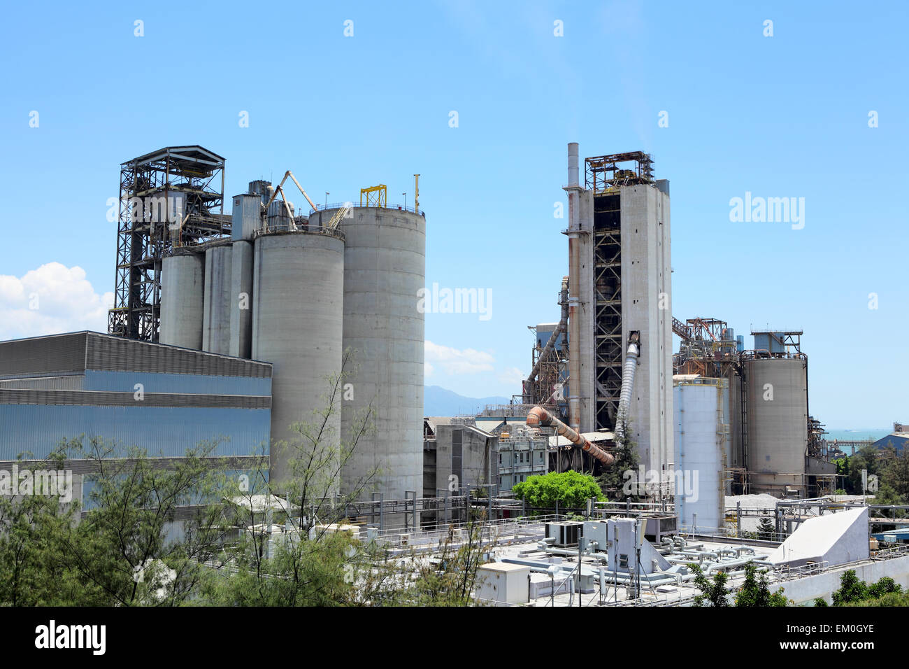 Exterior of the power plant Stock Photo - Alamy