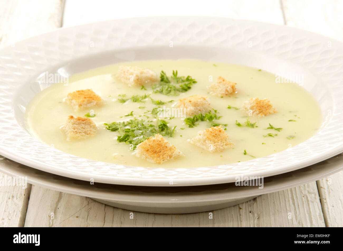 Toasted bread cubes hi-res stock photography and images - Alamy