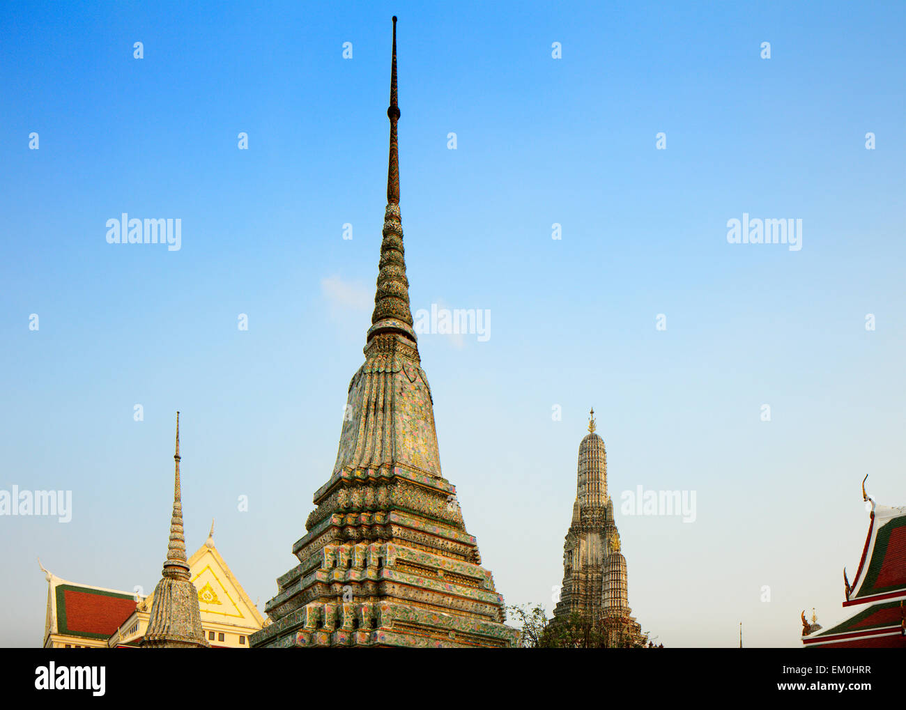 Phra Prang in Bangkok Stock Photo - Alamy