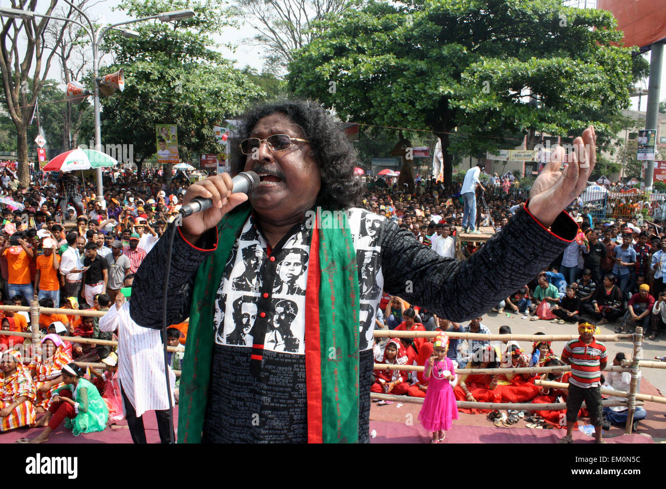 Dhaka, Bangladesh. 14th April, 2015. A singer performs at Ramna Perk to ...