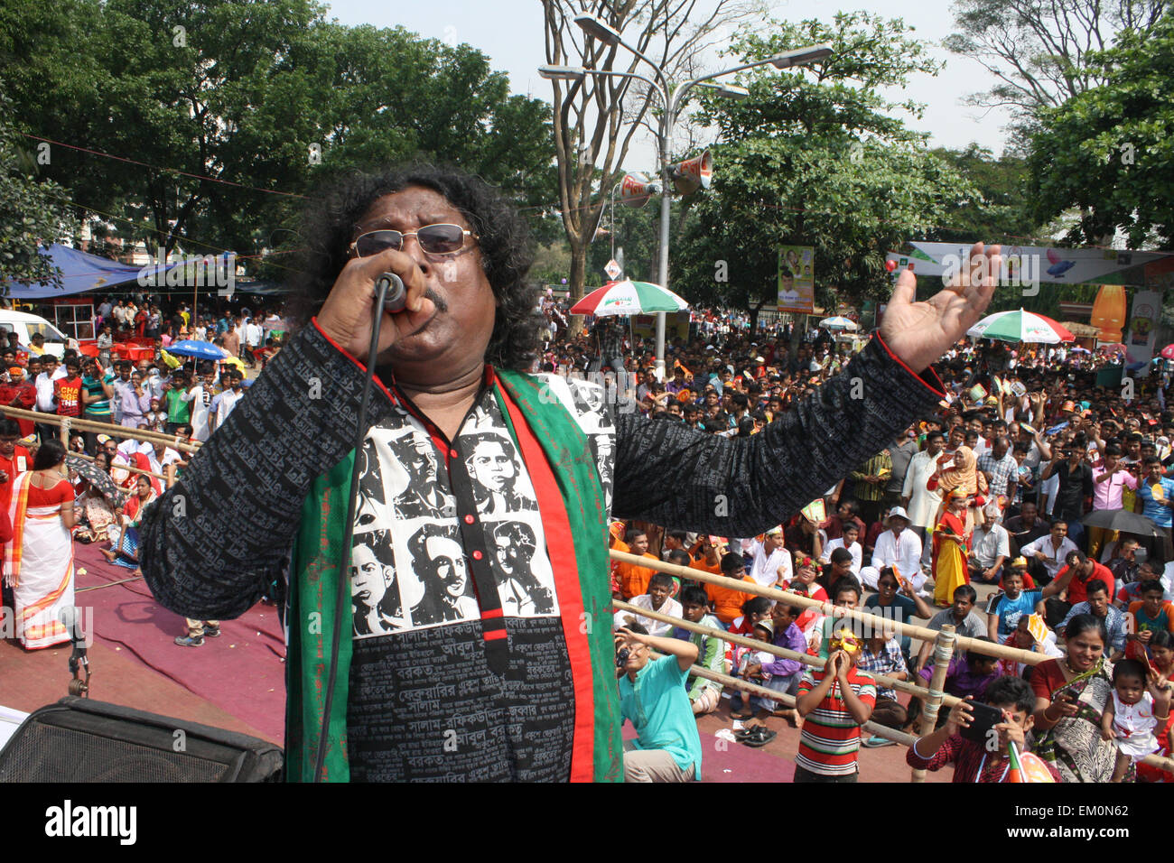Dhaka, Bangladesh. 14th April, 2015. A singer performs at Ramna Perk to ...