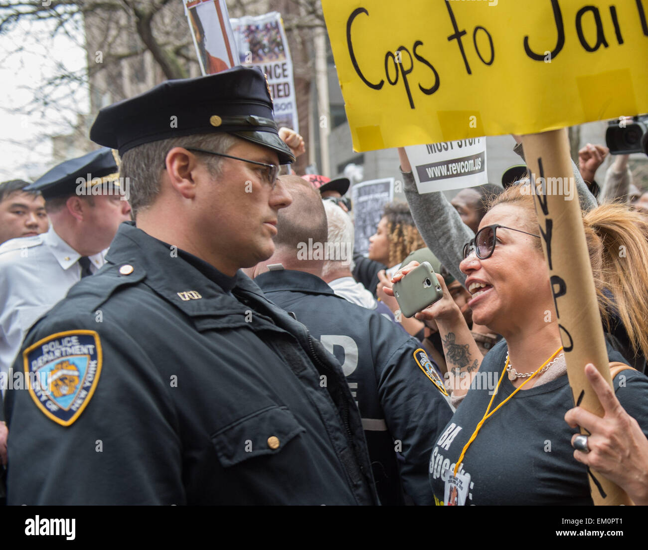 Woman confronts police officer hi-res stock photography and images - Alamy