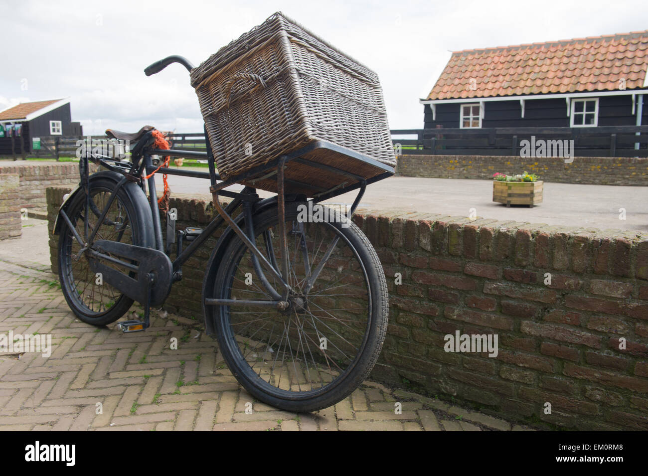 Typical old Dutch transport bike Stock Photo - Alamy