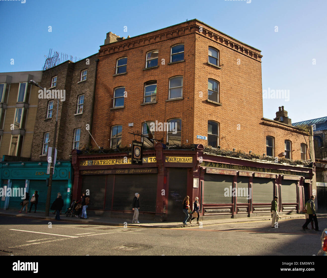 Pedestrians On Parnell Street; Dublin Ireland Stock Photo - Alamy