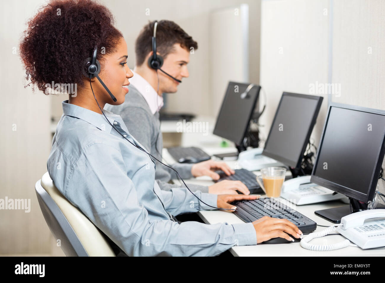 Call center agents hi-res stock photography and images - Alamy