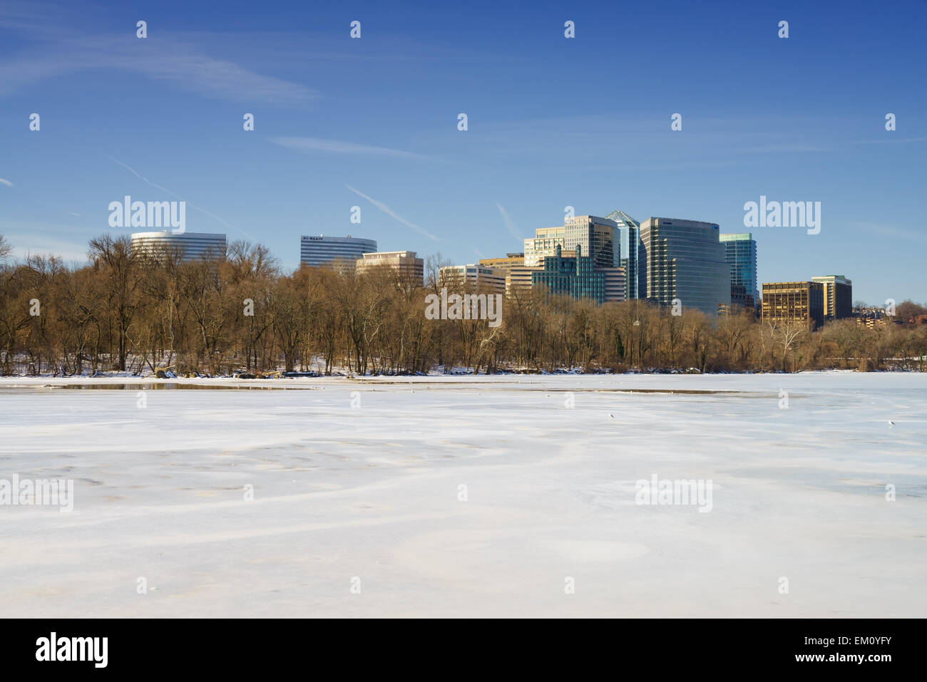 The Potomac river frozen with ice in winter. Washington DC, USA Stock ...