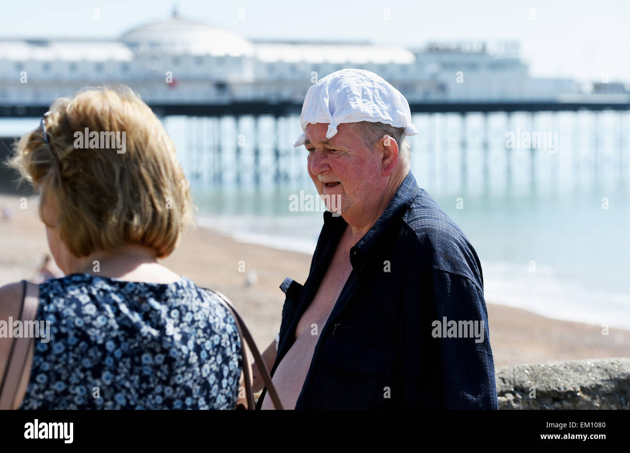 Hankie on head seaside hi-res stock photography and images - Alamy