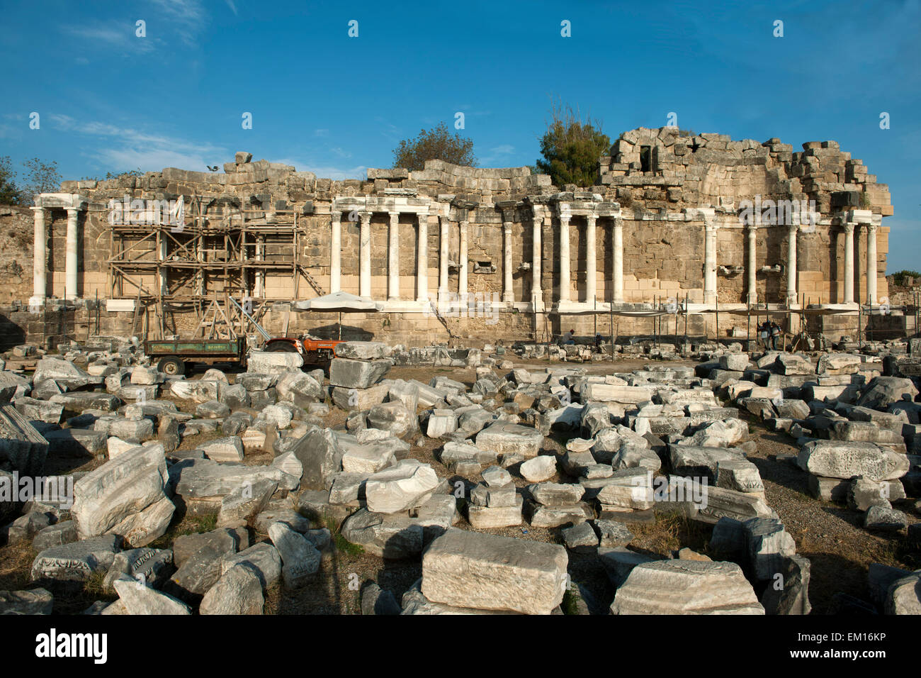 Türkei, Provinz Antalya, Side, Nymphäum Stock Photo - Alamy
