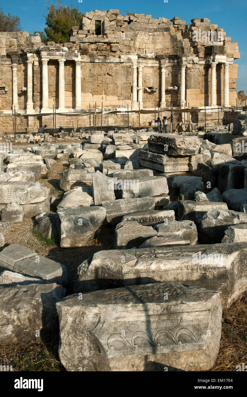 Türkei, Provinz Antalya, Side, Nymphäum Stock Photo - Alamy