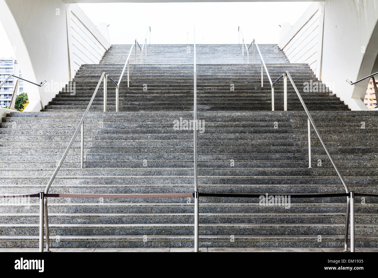 Outside steps and handrail hi-res stock photography and images - Alamy