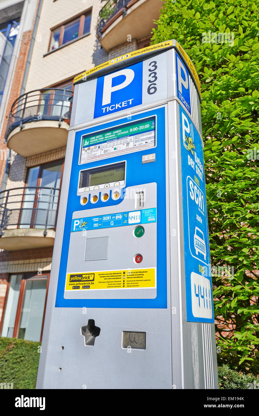 Brussels powered solar parking meter. Parking solutions have been ...