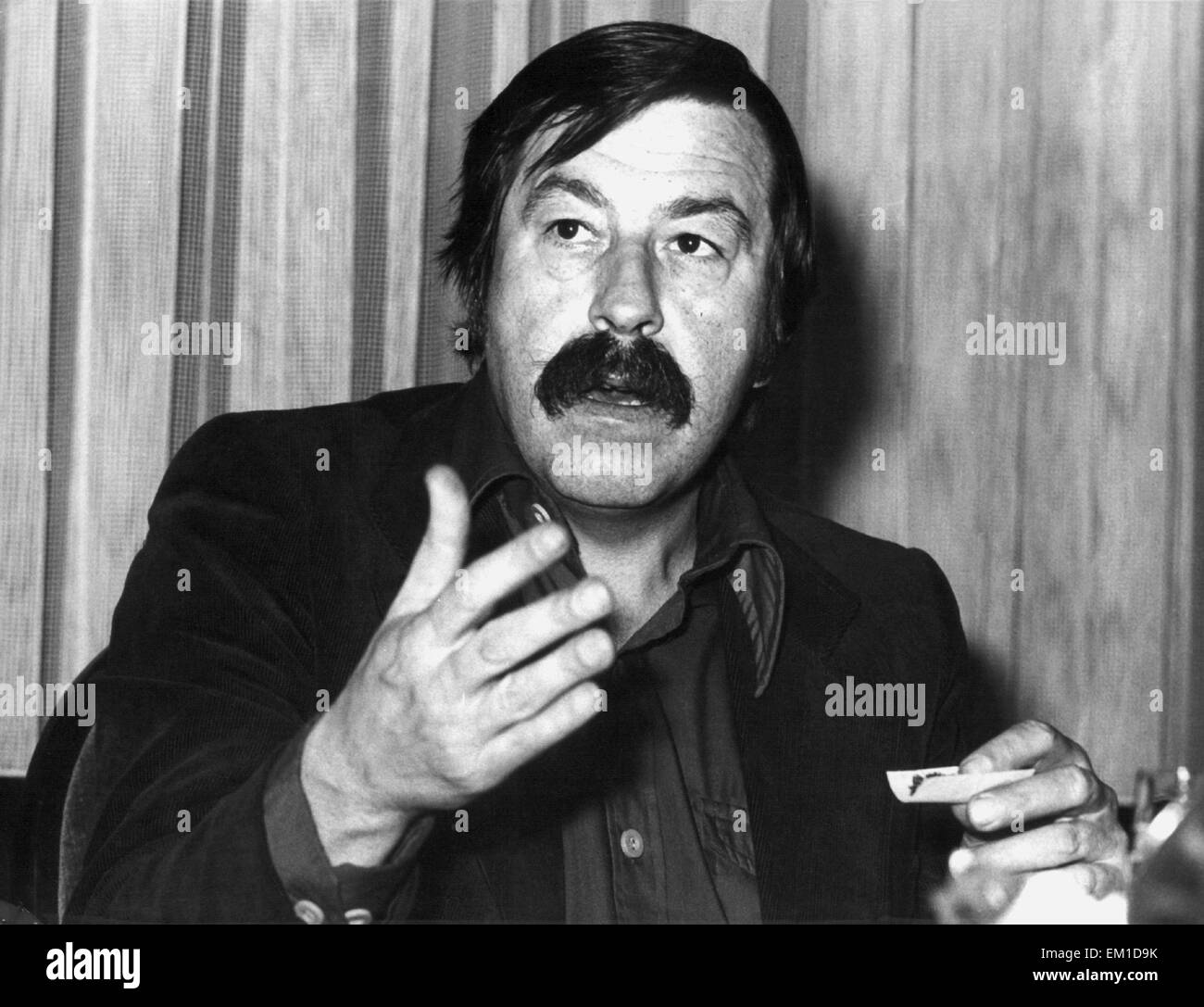 (FILE) - An archive picture, dated 4 December 1976, shows German author ...