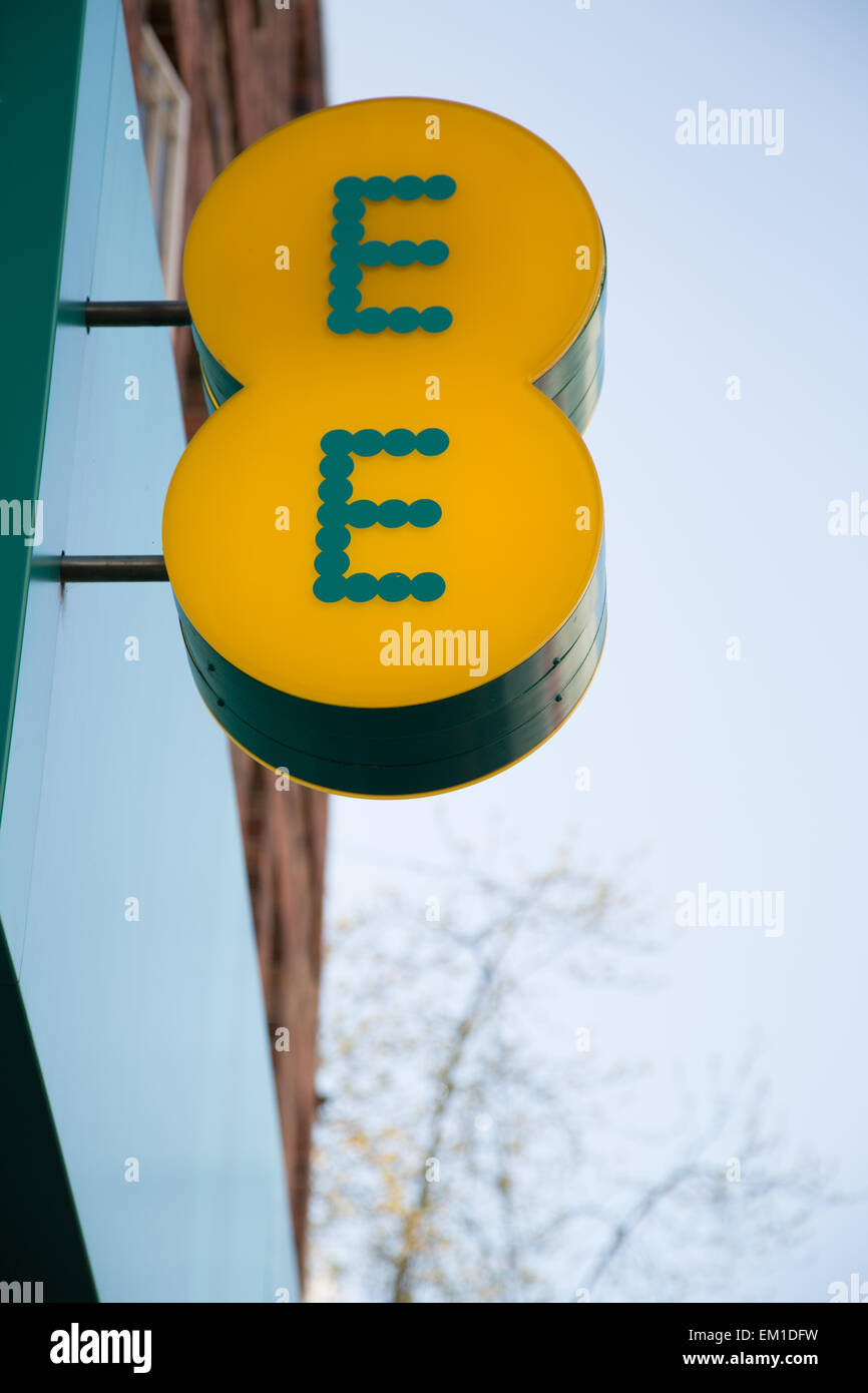 Mobile network provider hi-res stock photography and images - Alamy