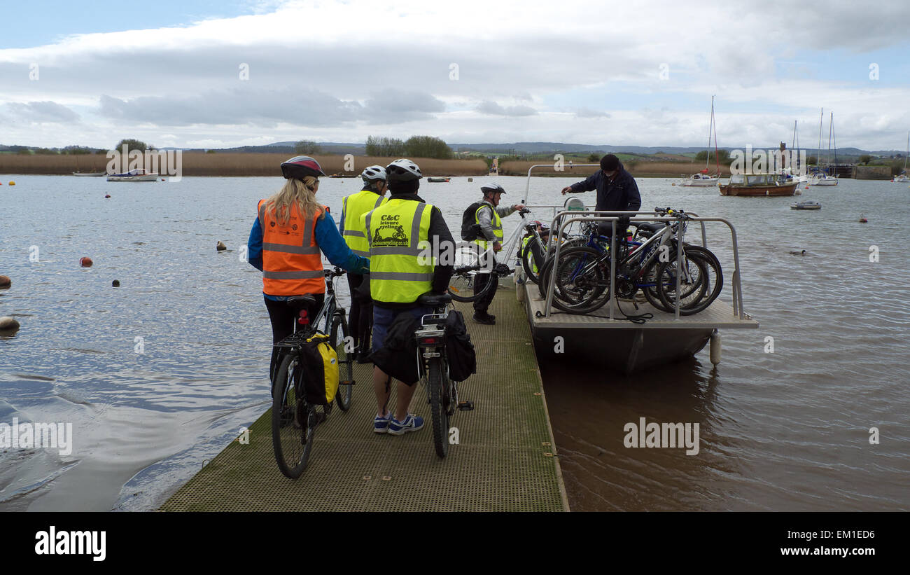 National cycle network ncn route 2 hi-res stock photography and images ...