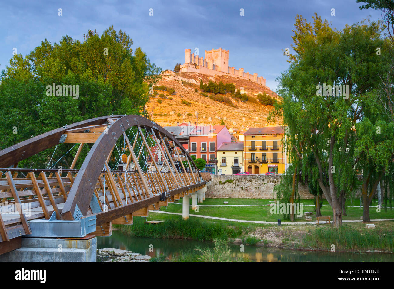 Bridge, village and Castle Stock Photo - Alamy