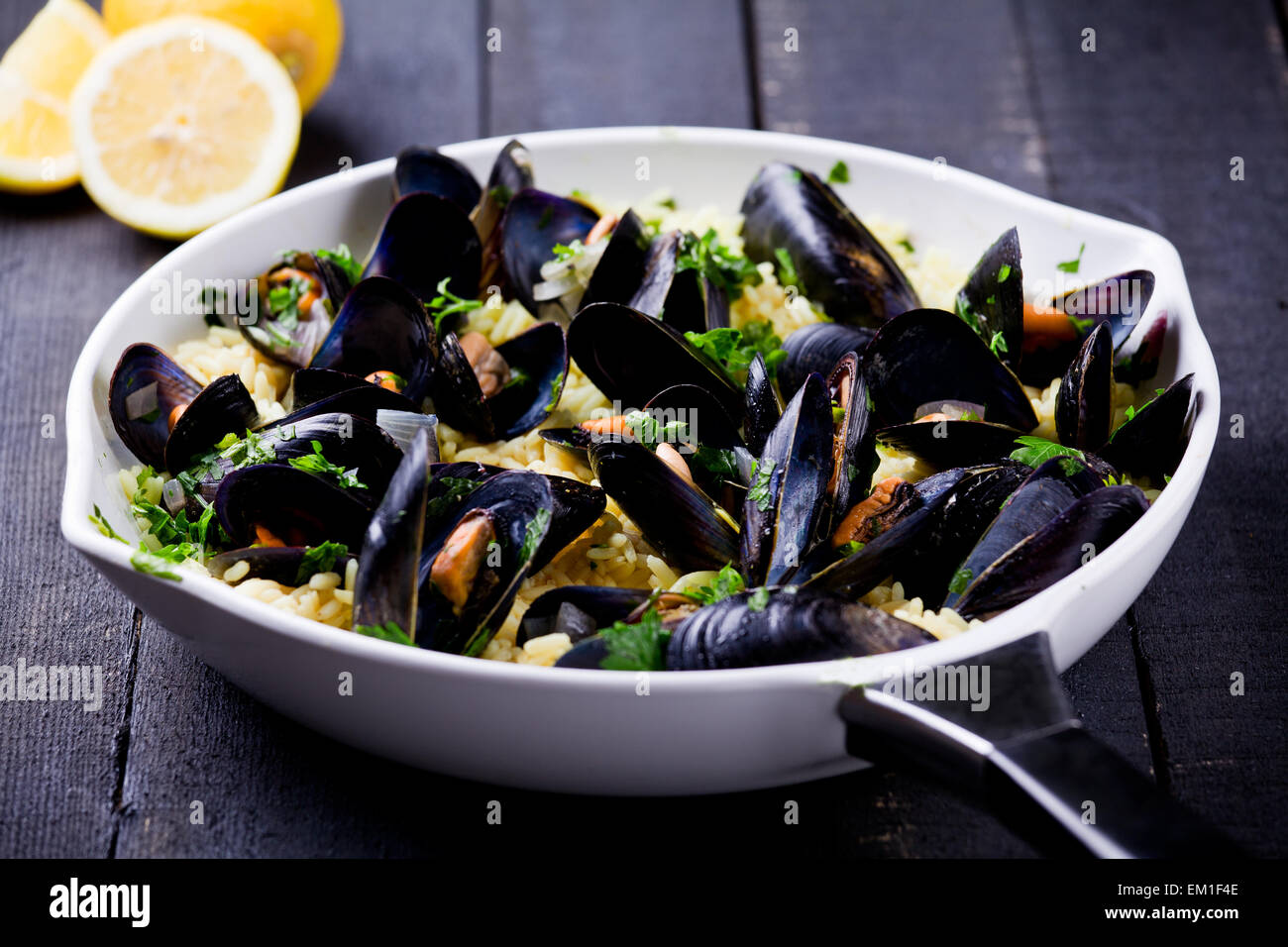 Restaurant meal hi-res stock photography and images - Alamy