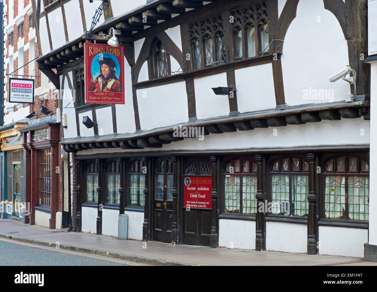 Half Timbered Pub High Resolution Stock Photography and Images - Alamy