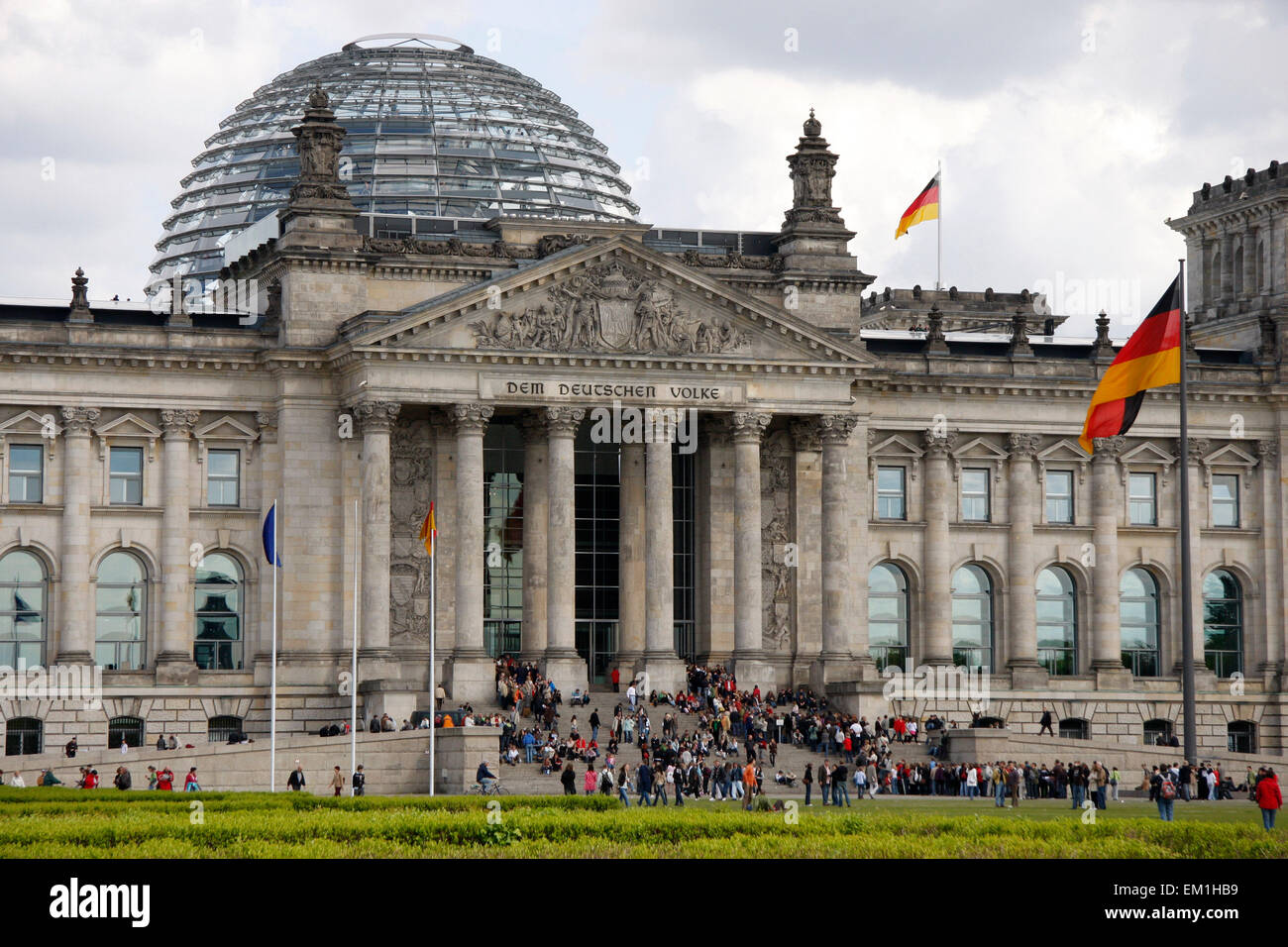 MAY 2008 - BERLIN: the Reichstags building in Berlin Stock Photo - Alamy