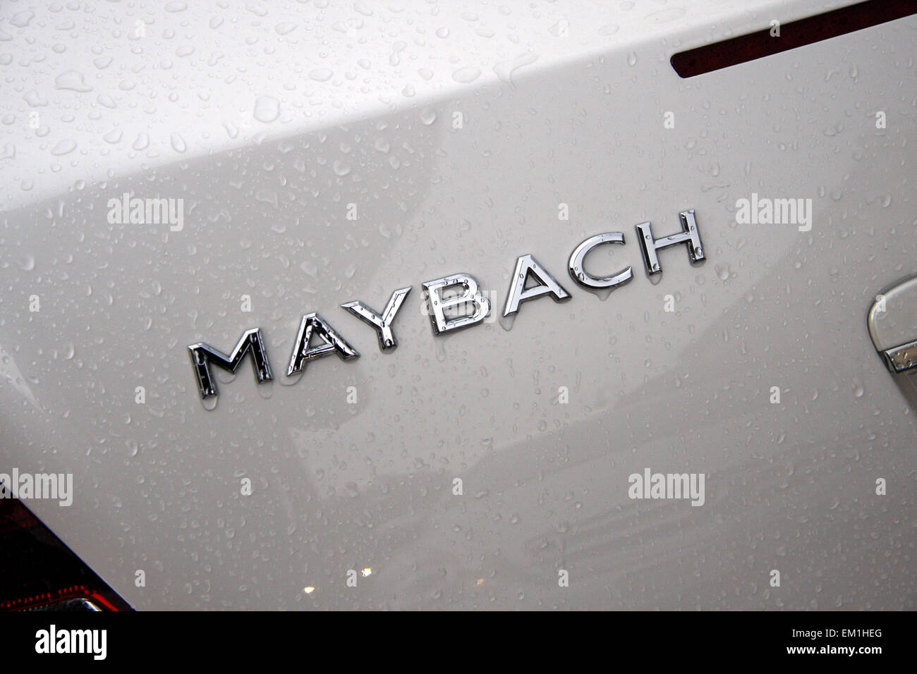 Maybach car logo hi-res stock photography and images - Alamy