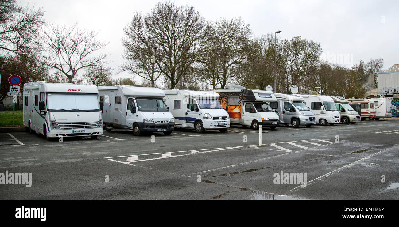 Travel vans hi-res stock photography and images - Alamy