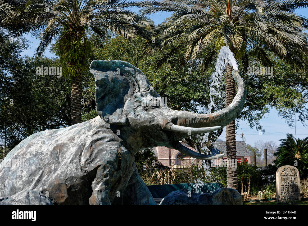 Audubon Zoo, Elephant Statue, New Orleans, Louisiana, USA Stock Photo ...