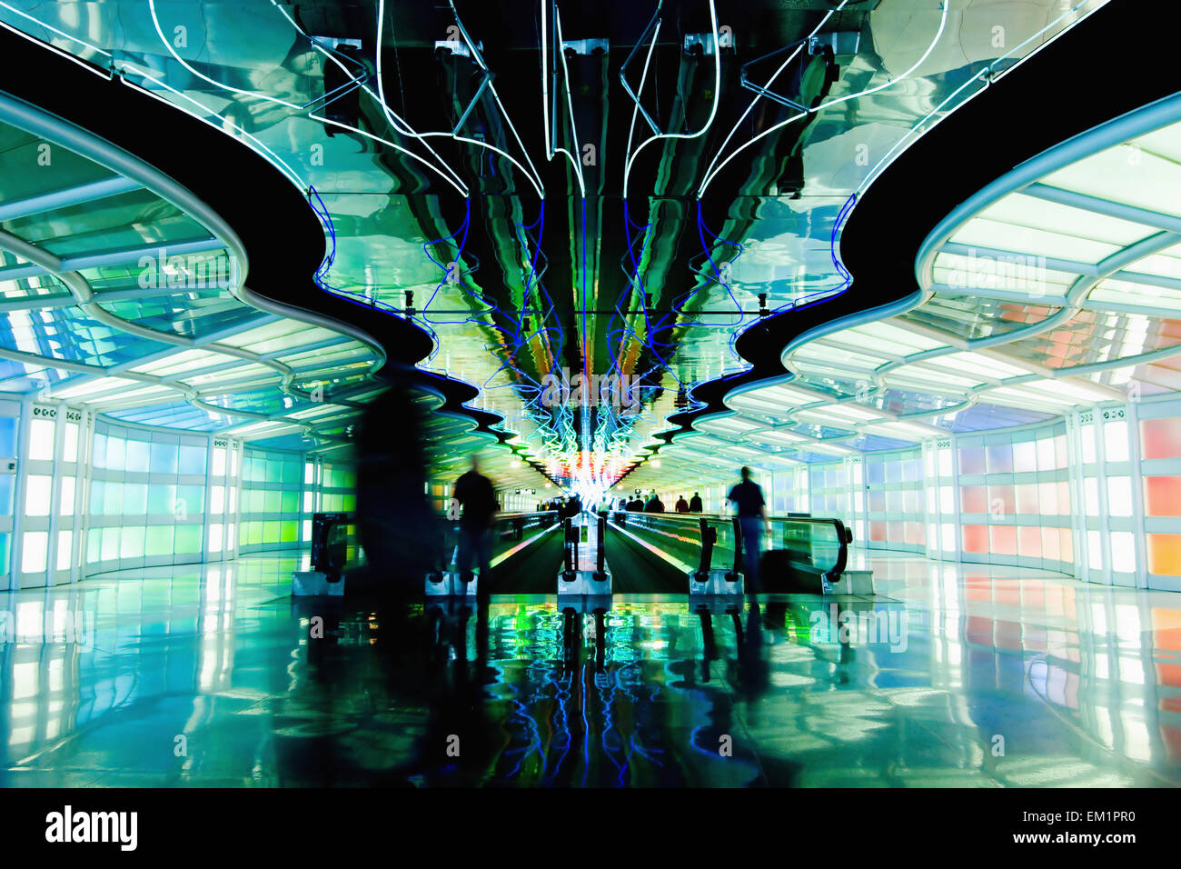 The United Terminal C Walkway At The Chicago O'hare Airport; Chicago ...