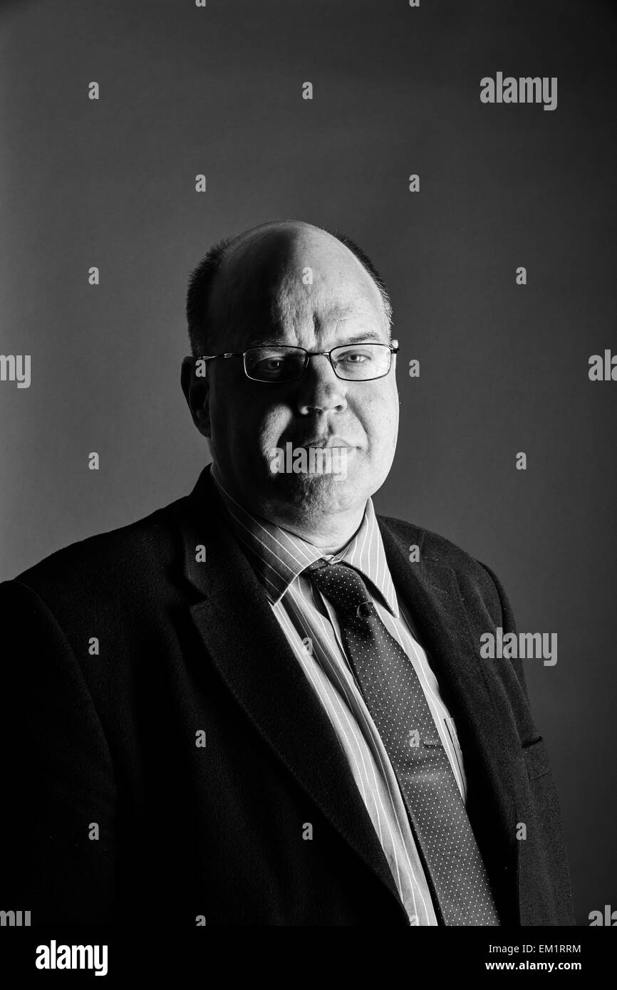 Mark lawson portrait hi-res stock photography and images - Alamy
